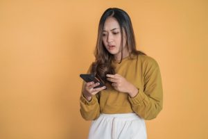 25 Narcissist Cryptic Messages (& What They Really Mean) - TRN